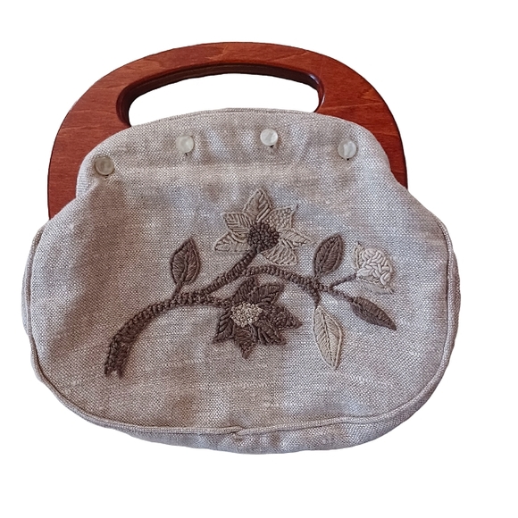 Unbranded | Bags | Bermuda Bag Heavy Embroidered Floral Purse With ...